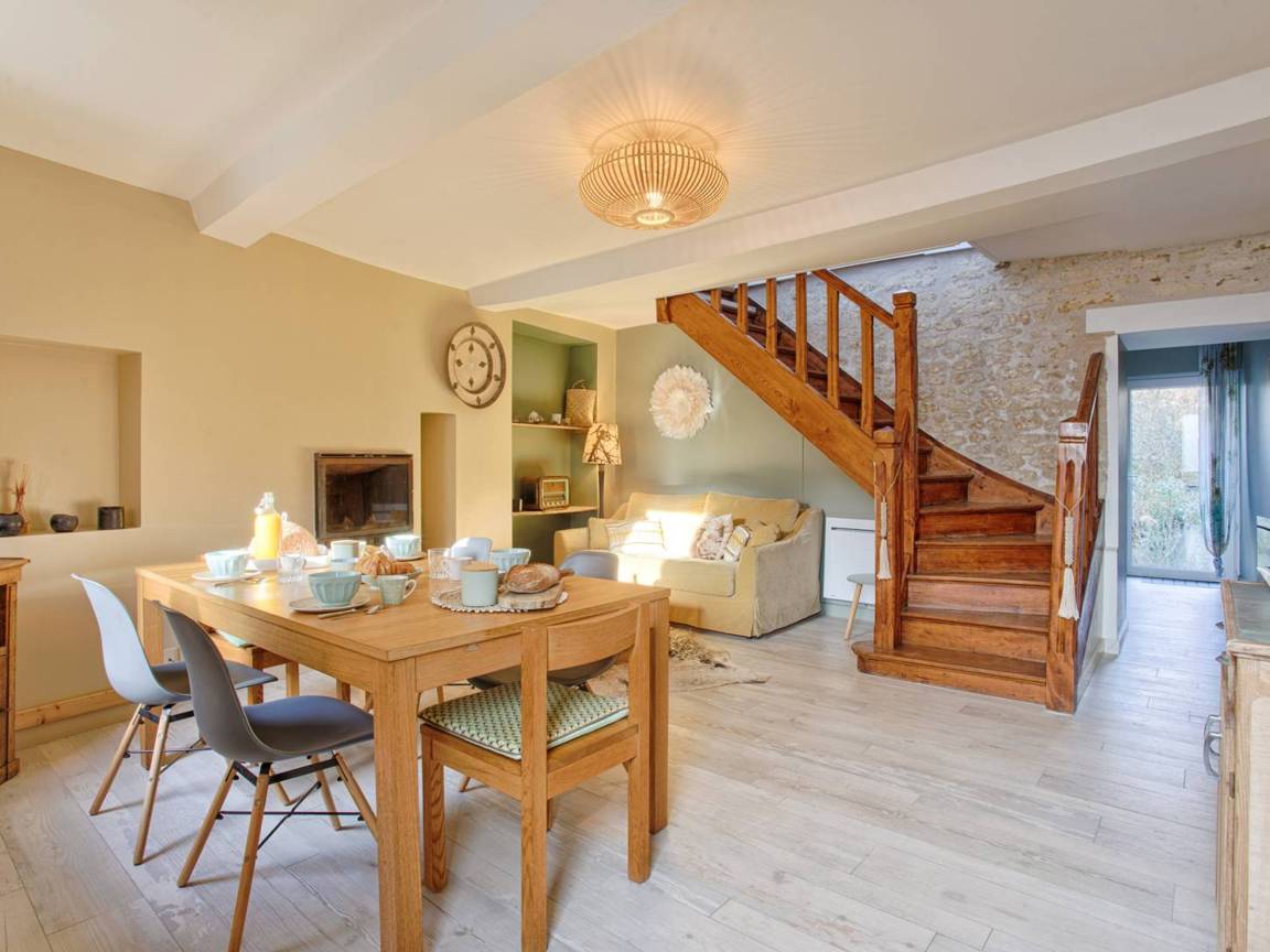 60 M² Huis ∙ 2 Slaapkamers ∙ 5 Gasten - Caen