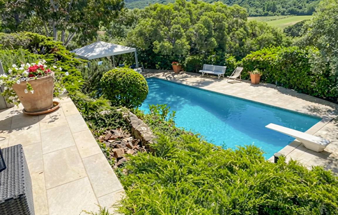 200 M² Maison De Vacances ∙ 4 Chambres ∙ 8 Personnes - Roquebrun