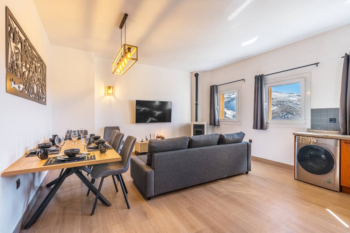 84 M² Apartment ∙ 2 Bedrooms ∙ 8 Guests - Sierra Nevada