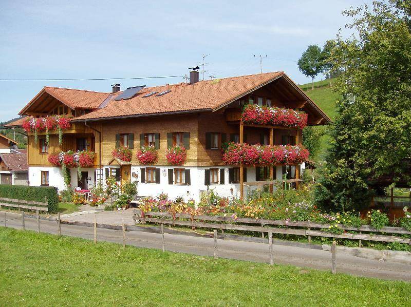 57 M² Ferienwohnung ∙ 2 Schlafzimmer ∙ 4 Gäste - Sonthofen