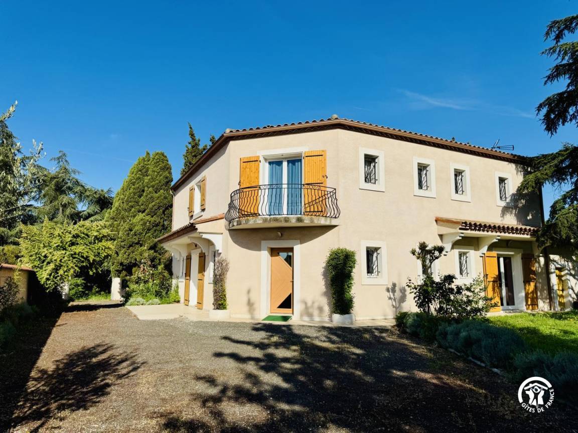 150 M² Gîte ∙ 5 Chambres ∙ 10 Personnes - Languedoc-Roussillon