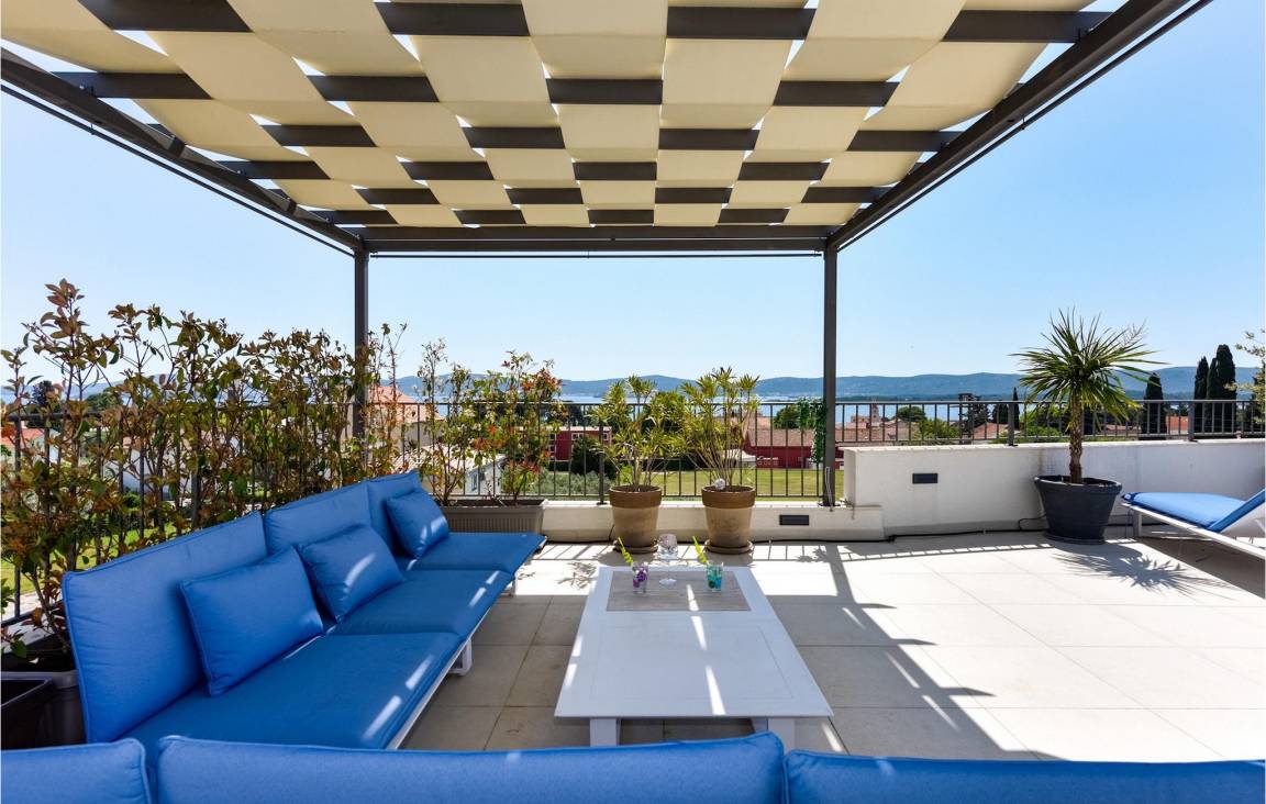 260 M² Casa ∙ 6 Habitaciones ∙ 12 Huéspedes - Galešnjak