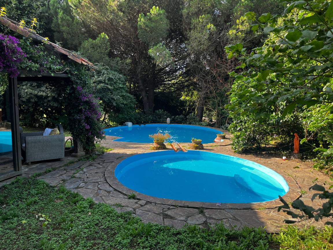 315 M² Cottage ∙ 4 Slaapkamers ∙ 8 Gasten - Sada