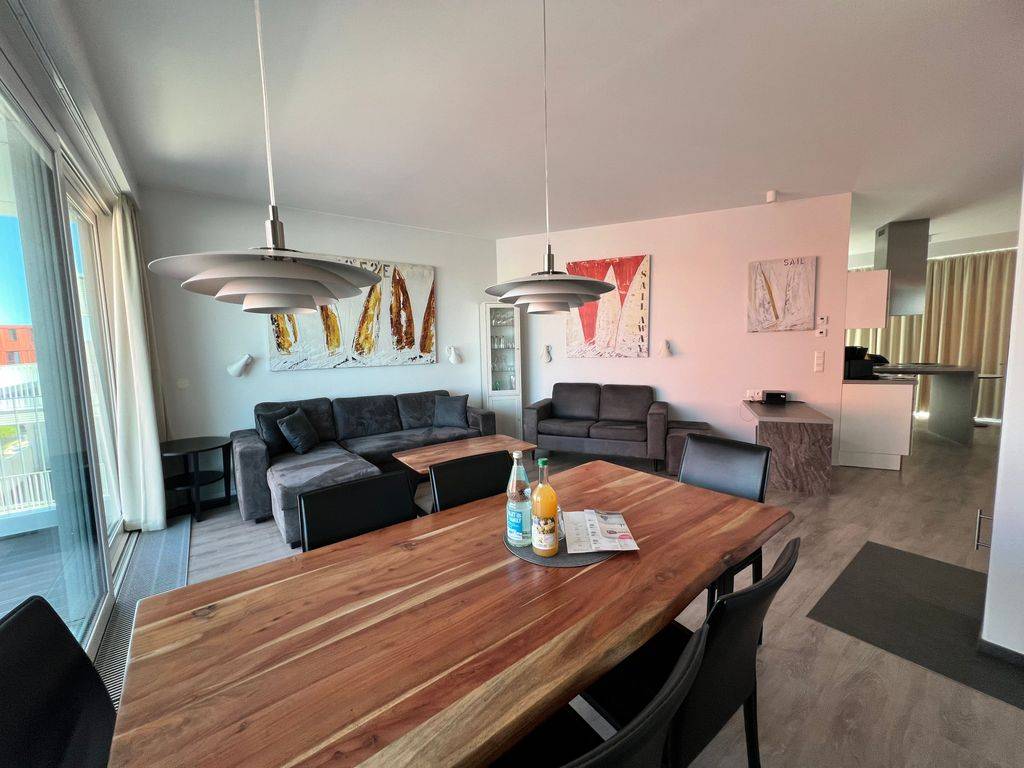 96 M² Apartment ∙ 2 Bedrooms ∙ 6 Guests - Lübeck