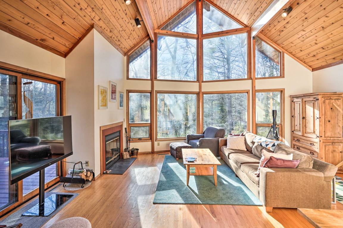 111 M² House ∙ 3 Bedrooms ∙ 7 Guests - Monterey, MA