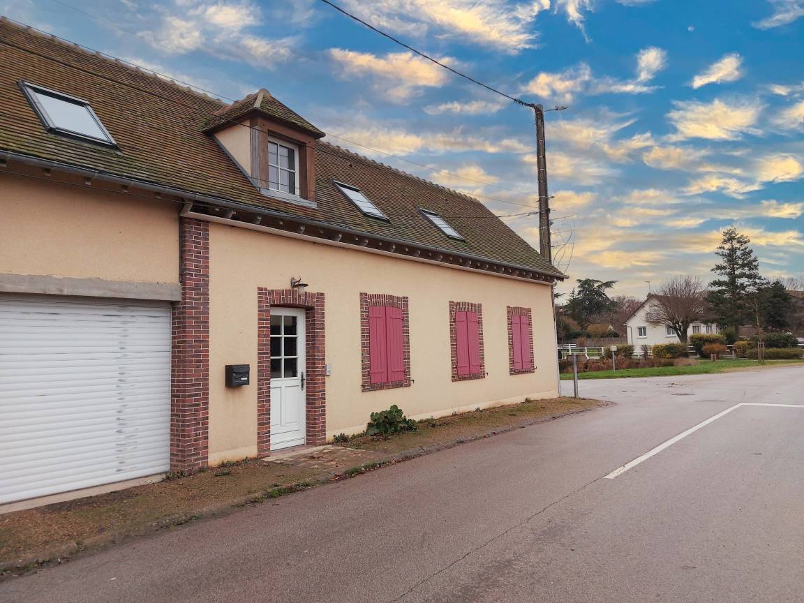 40 M² Apartment ∙ 1 Bedroom ∙ 2 Guests - Dreux