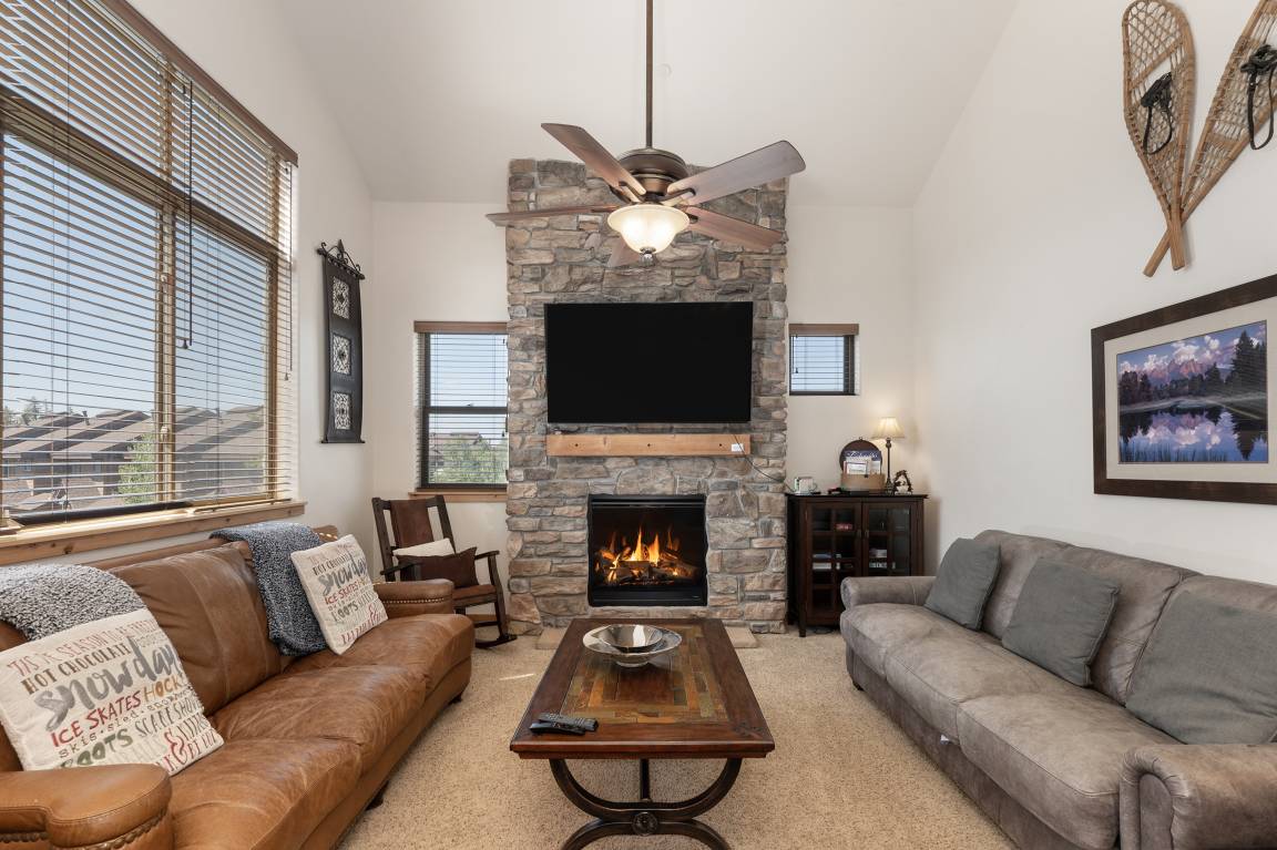 Condo ∙ 2 Bedrooms ∙ 6 Guests - Winter Park, CO