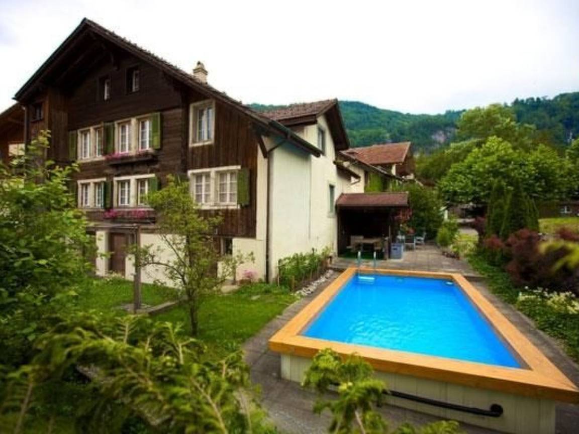 80 M² Huoneisto ∙ 2 Makuuhuonetta ∙ 5 Vierasta - Meiringen