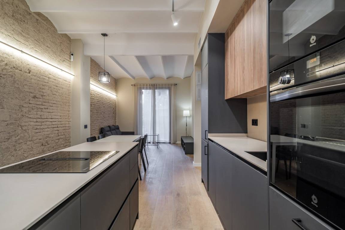 78 M² Ferienwohnung ∙ 2 Schlafzimmer ∙ 3 Gäste - Barcelona