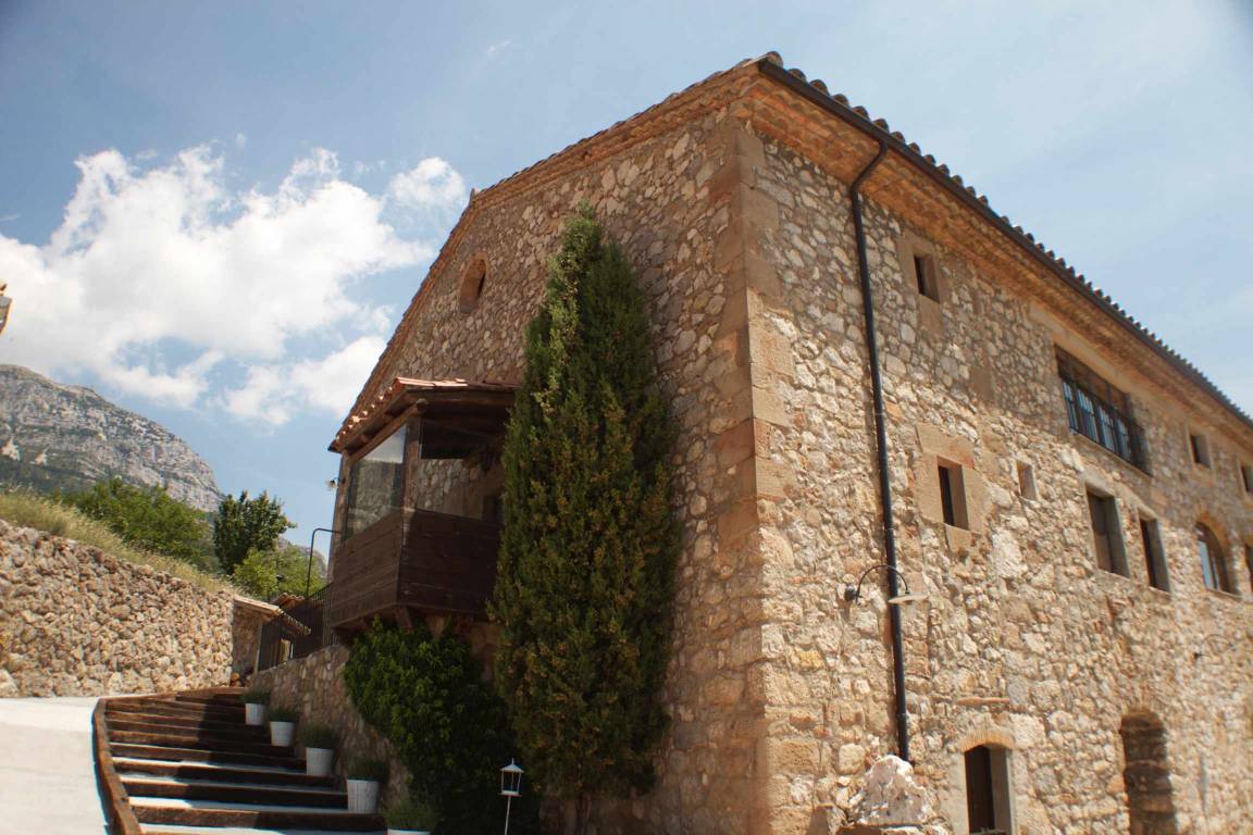 100 M² House ∙ 5 Bedrooms ∙ 10 Guests - Catalonia
