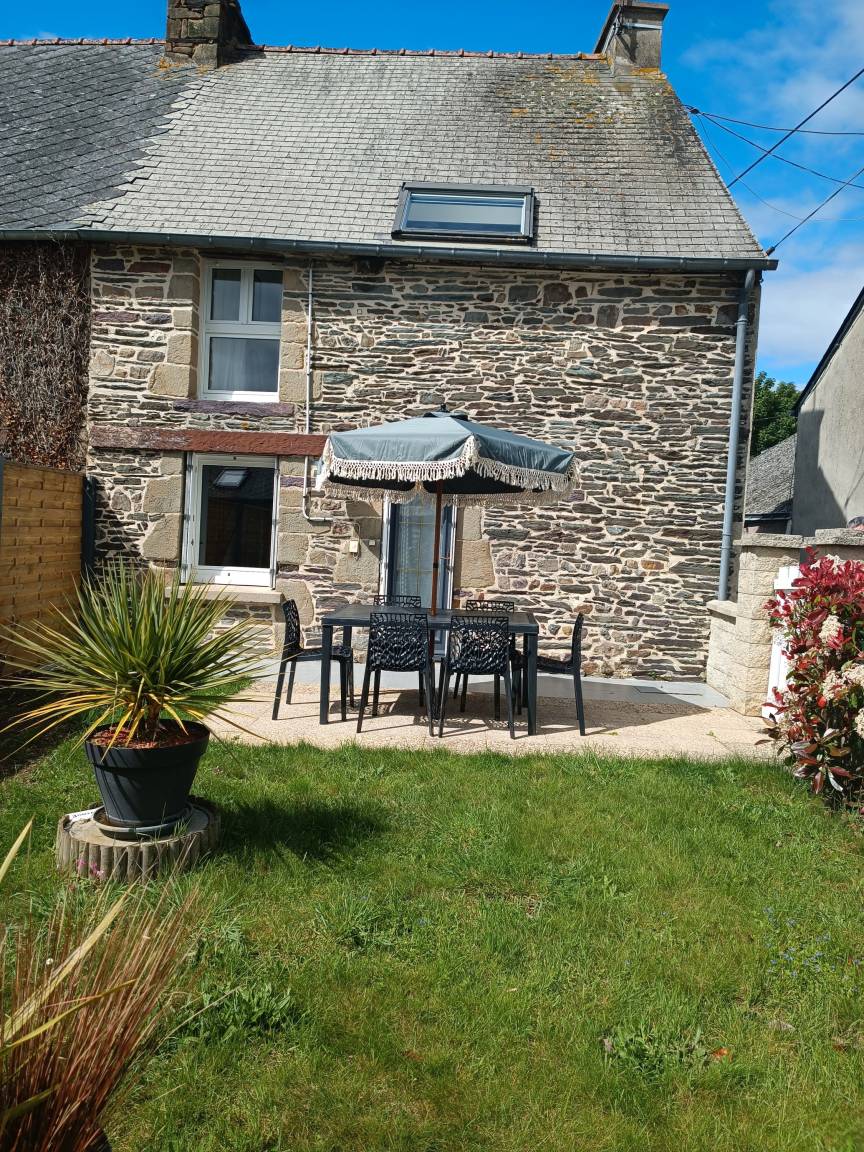 55 M² Maison De Vacances ∙ 2 Chambres ∙ 3 Personnes - Ploërmel