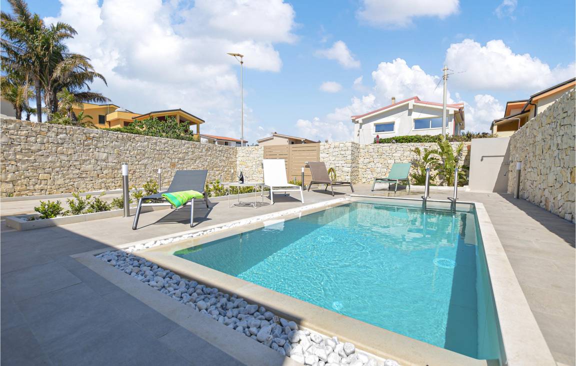 75 M² Ferienhaus ∙ 2 Schlafzimmer ∙ 5 Gäste - Marzamemi