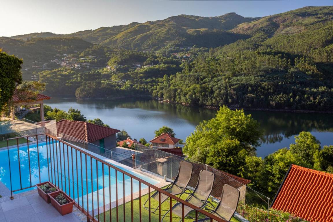 140 M² Maison De Vacances ∙ 4 Chambres ∙ 12 Personnes - Vieira do Minho