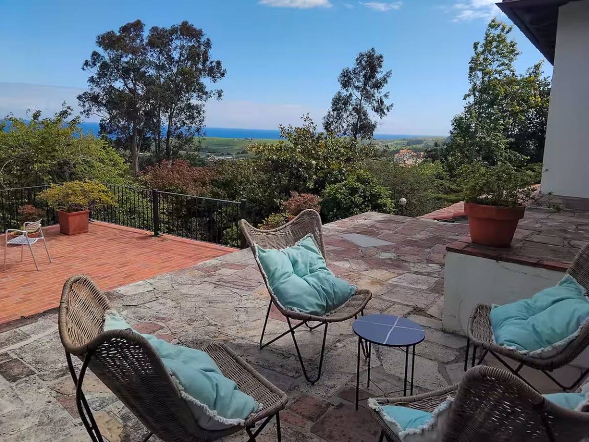 200 M² Maison De Vacances ∙ 4 Chambres ∙ 8 Personnes - Cabezón de la Sal