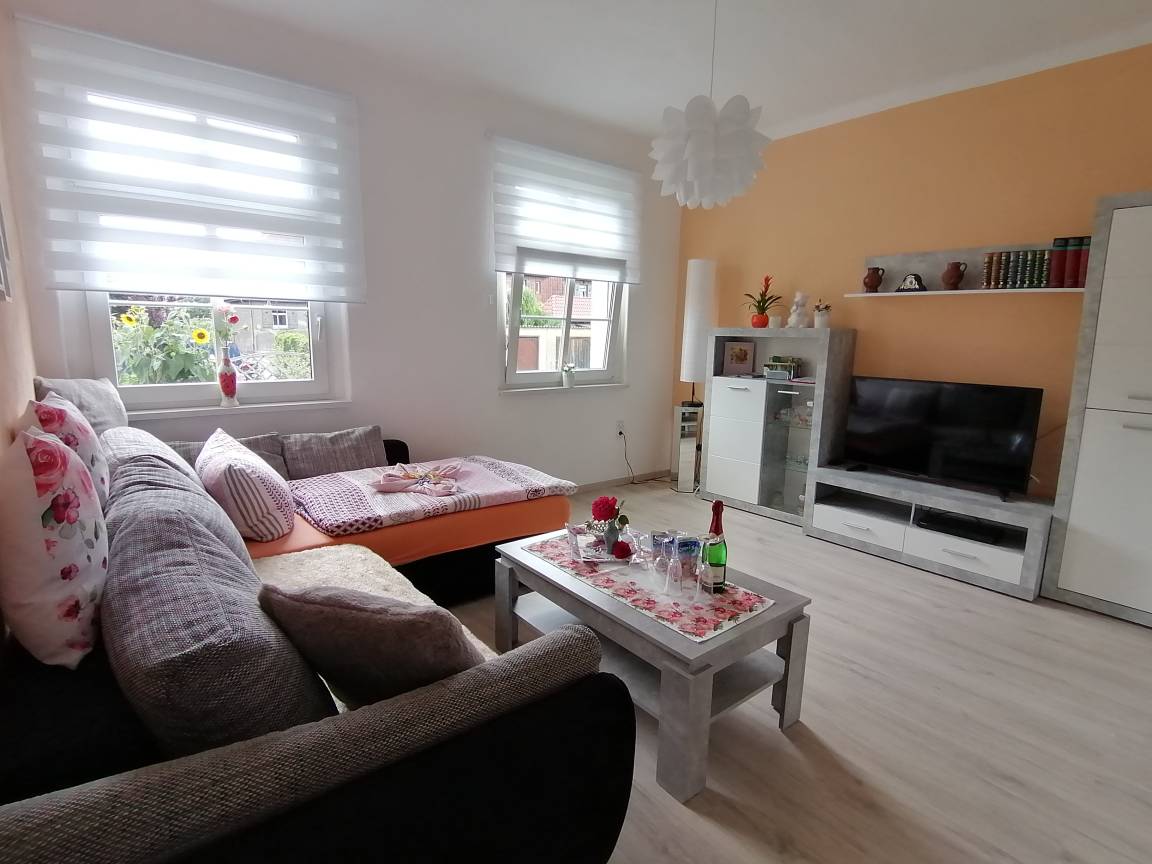 Ferienwohnung ∙ 2 Schlafzimmer ∙ 5 Gäste - Bad Langensalza