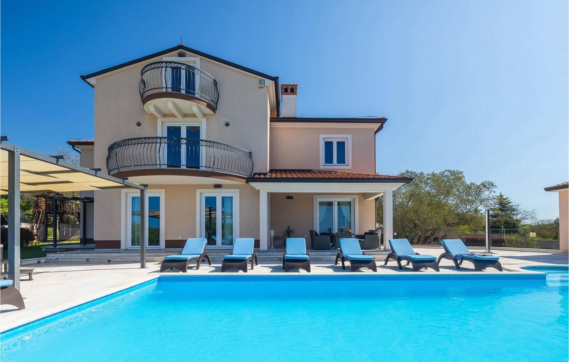 400 M² House ∙ 5 Bedrooms ∙ 10 Guests - Rovinj