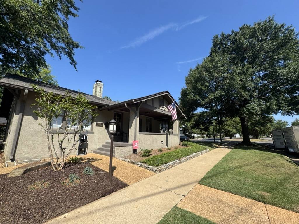 House ∙ 3 Bedrooms ∙ 10 Guests - Tuscaloosa, AL