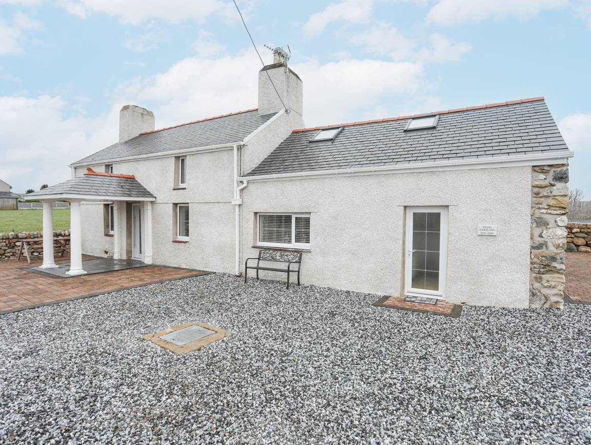 Casa Rural ∙ 2 Habitaciones ∙ 5 Huéspedes - Pwllheli