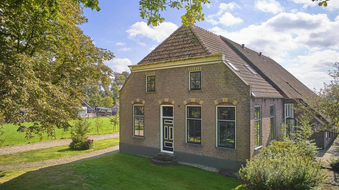 90 M² House ∙ 1 Bedroom ∙ 4 Guests - Giethoorn