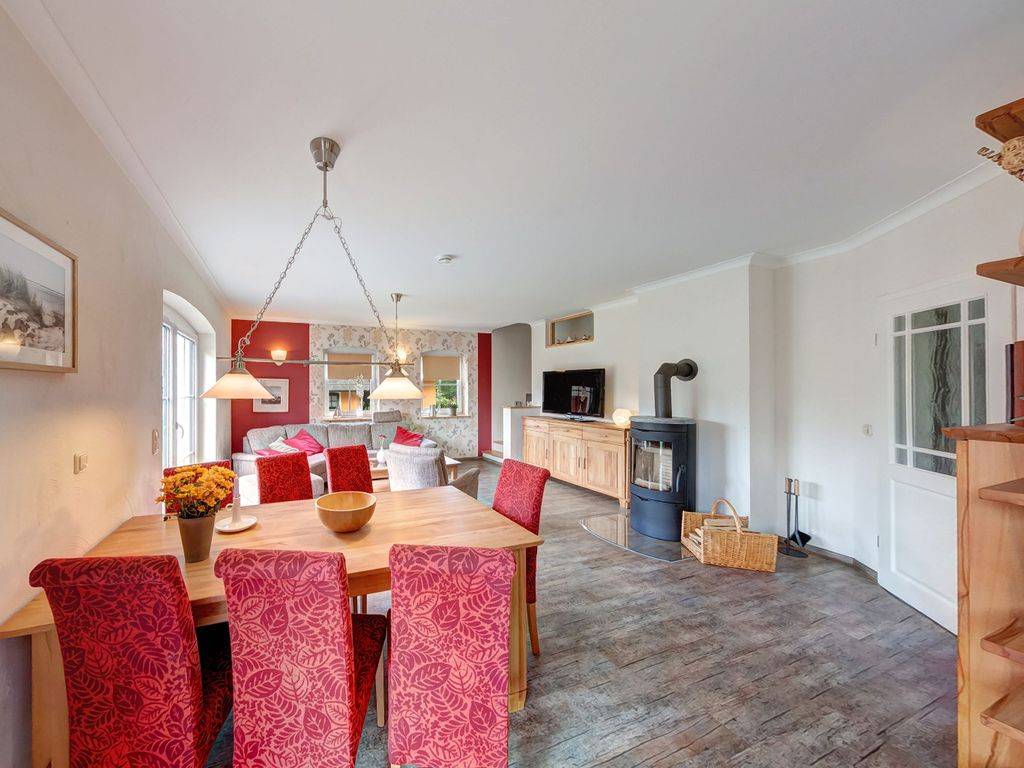 112 M² Ferienhaus ∙ 3 Schlafzimmer ∙ 8 Gäste - Loddin