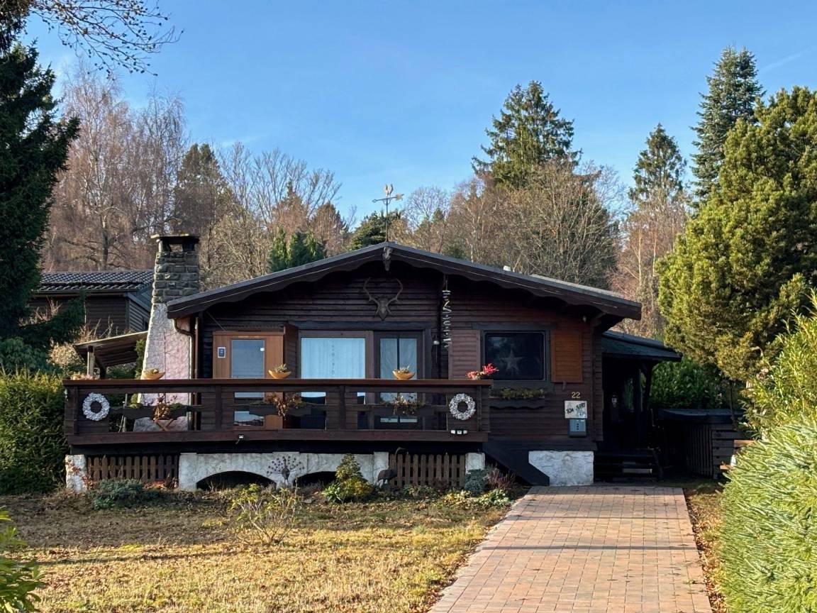 60 M² Ferienhaus ∙ 2 Schlafzimmer ∙ 3 Gäste - Bromskirchen