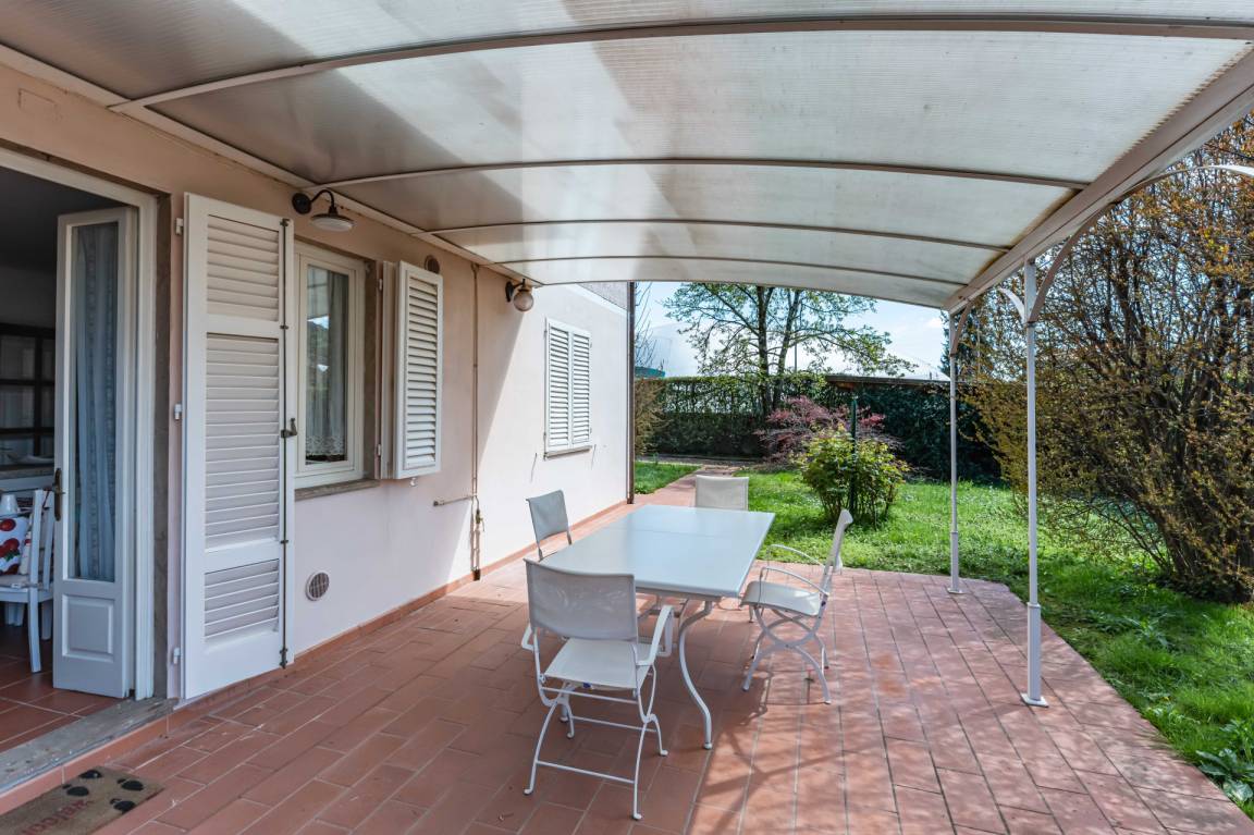 200 M² Villa ∙ 2 Bedrooms ∙ 6 Guests - Lucca