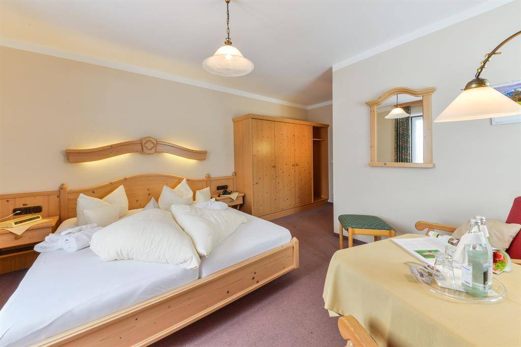 Hotel ∙ 1 Bedroom ∙ 2 Guests - Unterammergau