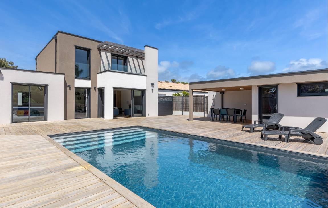 140 M² Maison De Vacances ∙ 4 Chambres ∙ 10 Personnes - Saint-Jean-de-Monts