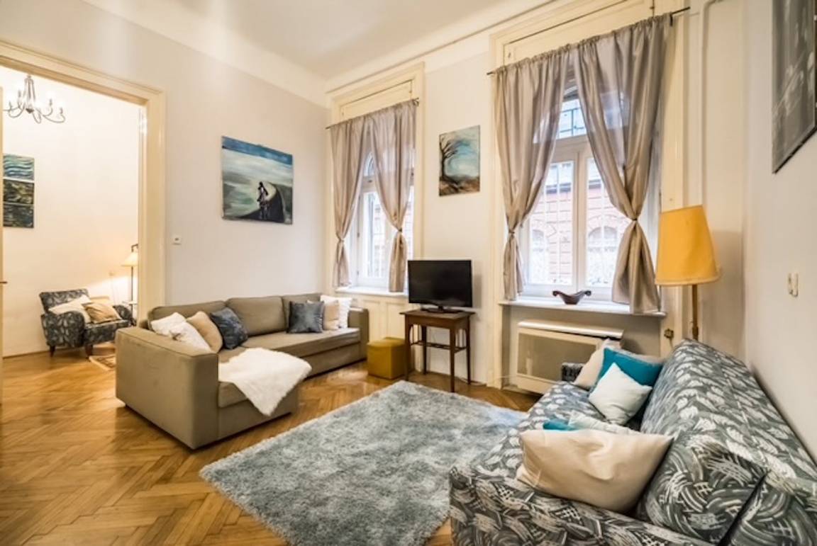 68 M² Appartamento Vacanza ∙ 2 Ospiti - Budapest