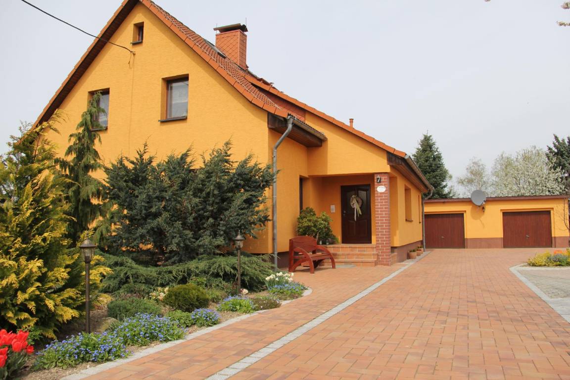 40 M² Ferienwohnung ∙ 1 Schlafzimmer ∙ 2 Gäste - Bautzen