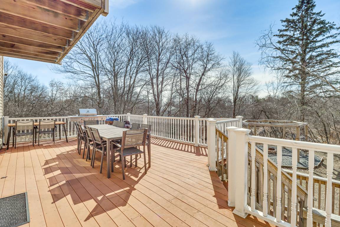 304 M² House ∙ 6 Bedrooms ∙ 14 Guests - Tannersville, PA