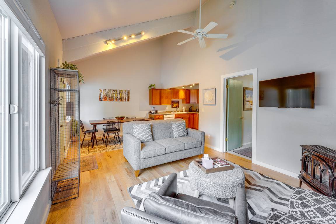 89 M² Apartment ∙ 2 Bedrooms ∙ 5 Guests - Sun Valley, ID
