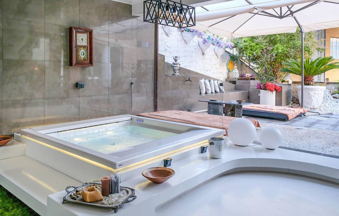 240 M² Apartment ∙ 3 Bedrooms ∙ 7 Guests - La Spezia