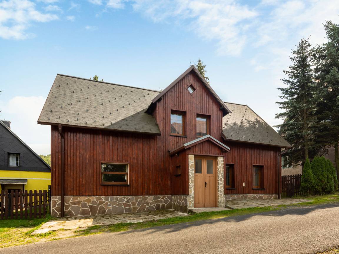 200 M² Ferienhaus ∙ 5 Schlafzimmer ∙ 11 Gäste - Annaberg-Buchholz