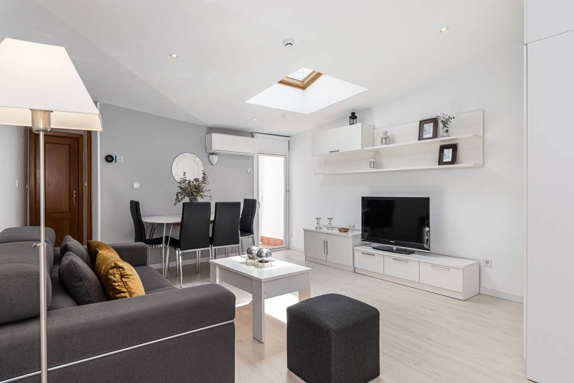 35 M² Monolocale ∙ 4 Ospiti - Madrid