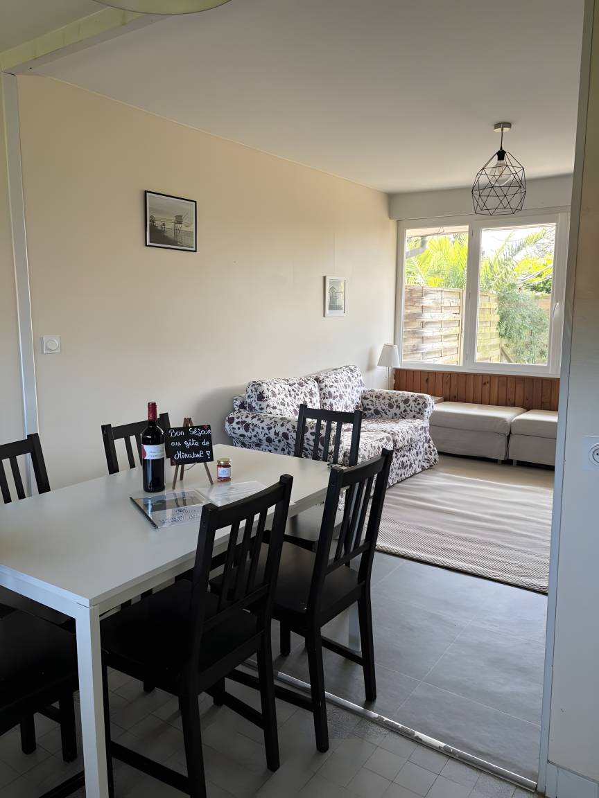 70 M² Maison De Vacances ∙ 3 Chambres ∙ 6 Personnes - Le Haillan