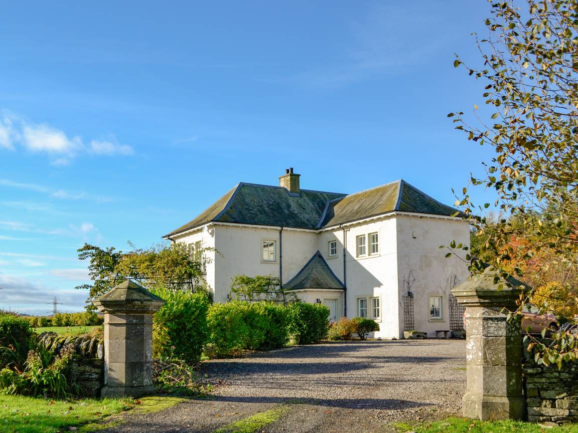 Cottage ∙ 4 Bedrooms ∙ 10 Guests - Fife