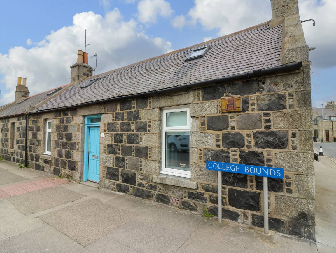 Cottage ∙ 2 Bedrooms ∙ 4 Guests - Aberdeenshire