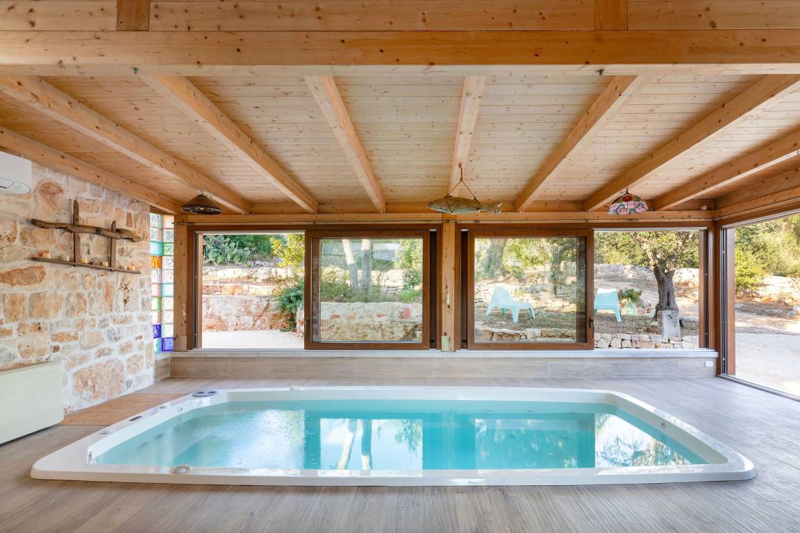 300 M² Villa ∙ 5 Bedrooms ∙ 11 Guests - Puglia