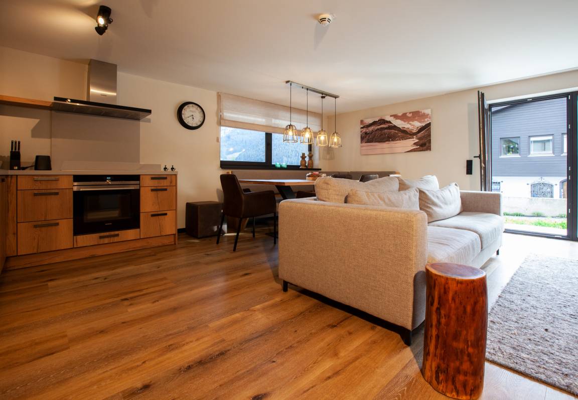 120 M² Ferienwohnung ∙ 3 Schlafzimmer ∙ 8 Gäste - Gaschurn