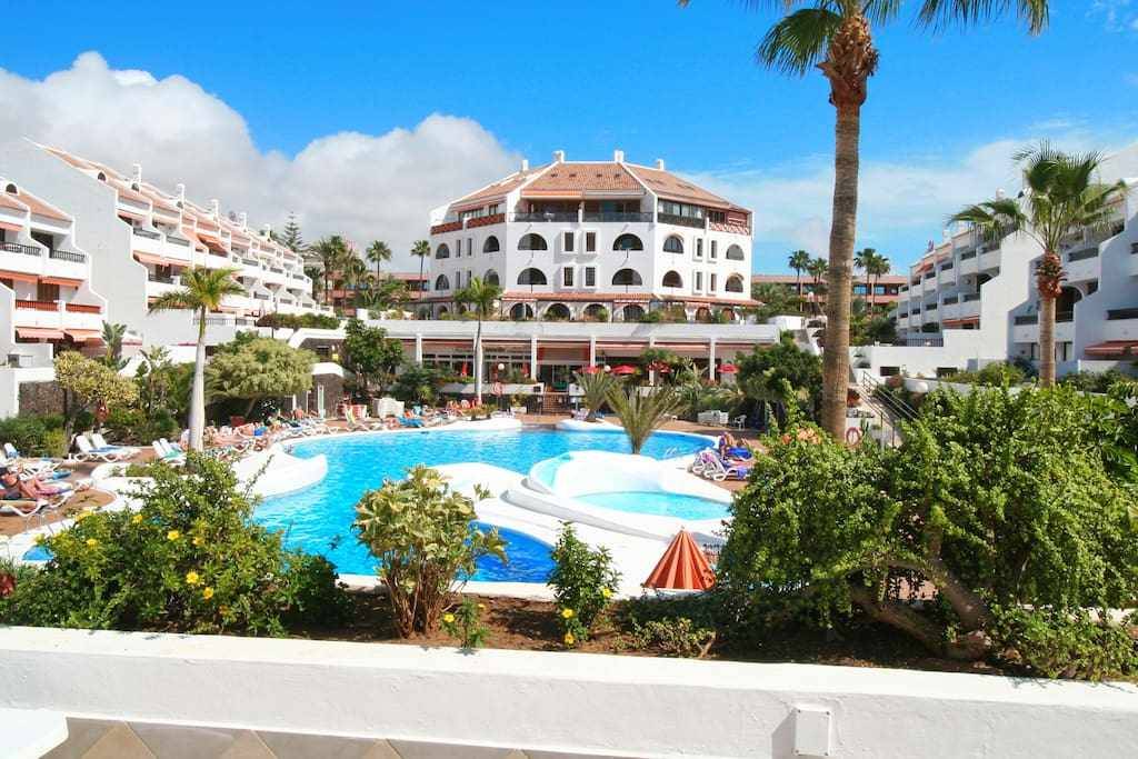110 M² House ∙ 2 Bedrooms ∙ 8 Guests - Playa de las Américas