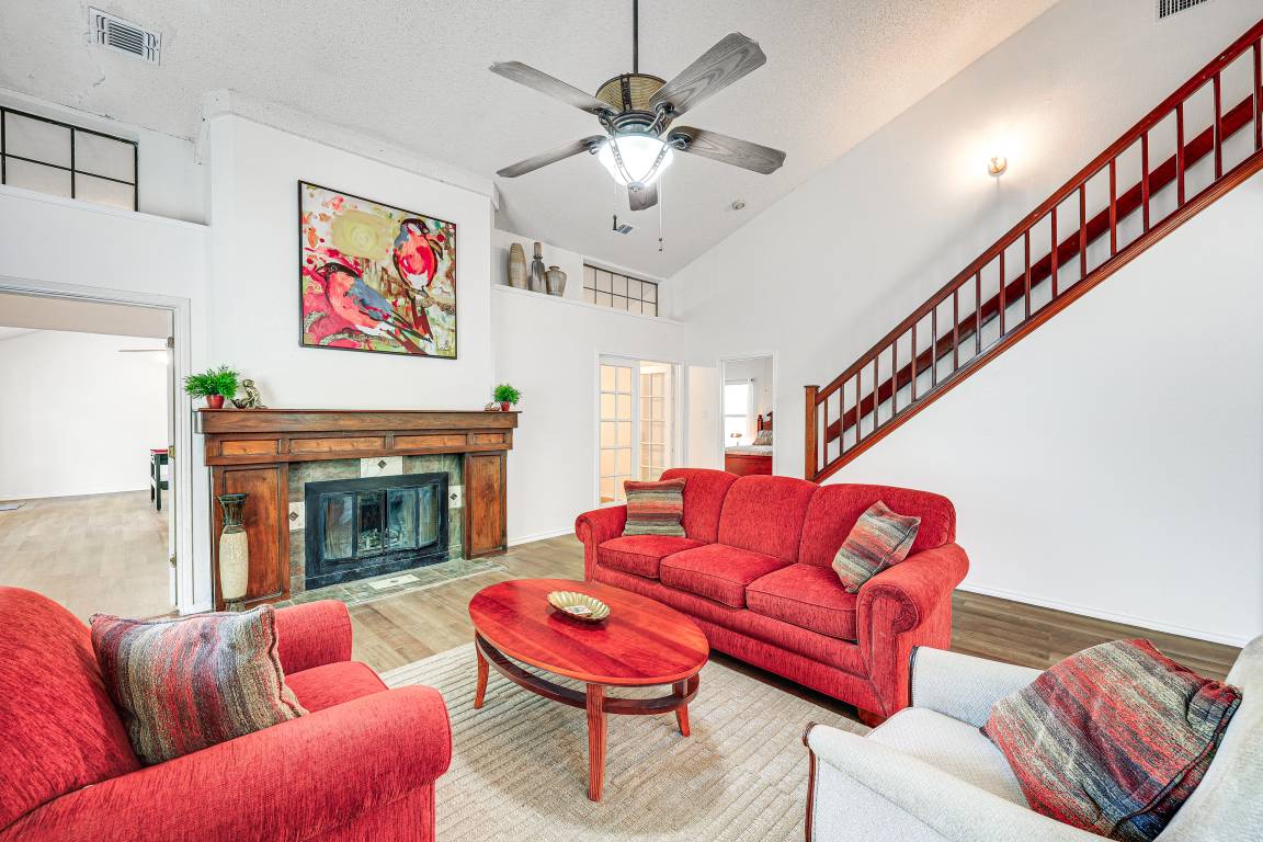 306 M² House ∙ 5 Bedrooms ∙ 10 Guests - Encino Park - San Antonio