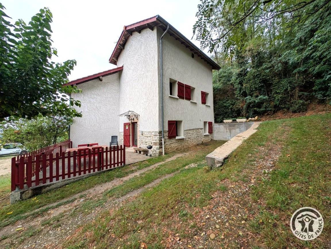 63 M² Gîte ∙ 2 Chambres ∙ 4 Personnes - Rhône