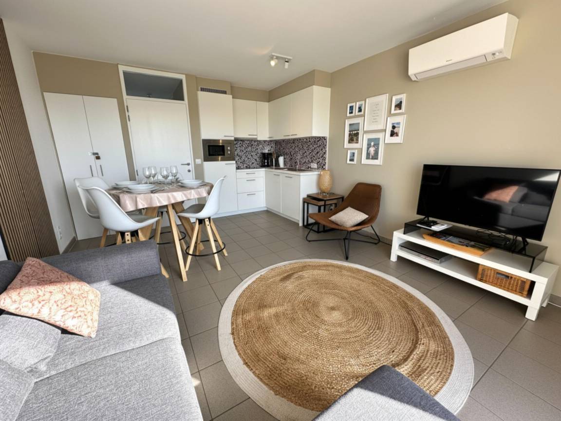 65 M² Talo ∙ 2 Makuuhuonetta ∙ 4 Vierasta - Koksijde