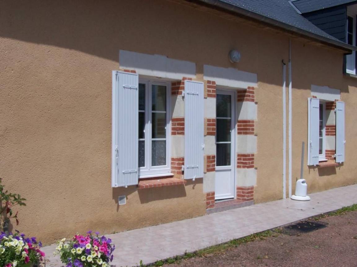 70 M² Cottage ∙ 2 Bedrooms ∙ 4 Guests - Sarthe