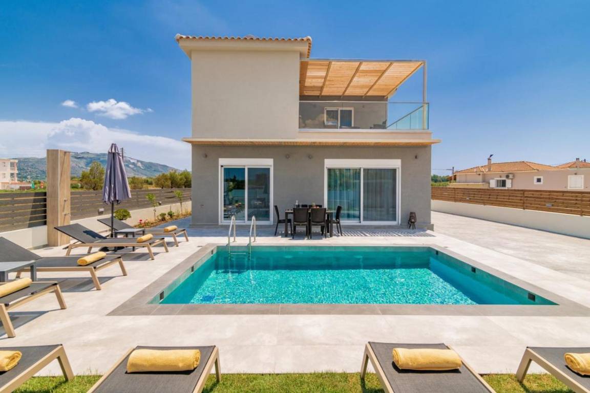 148 M² Villa ∙ 3 Chambres ∙ 9 Personnes - Kalamaki