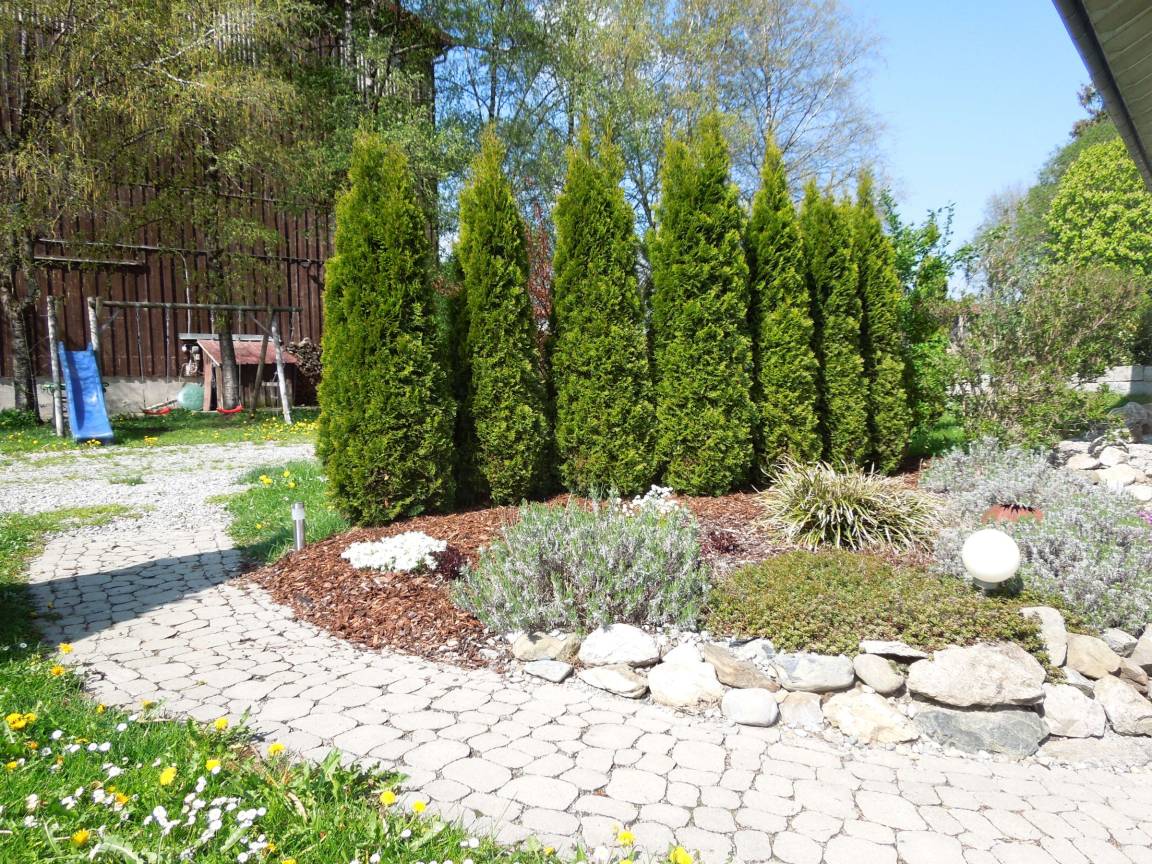 60 M² Ferienwohnung ∙ 1 Schlafzimmer ∙ 2 Gäste - Bad Waldsee