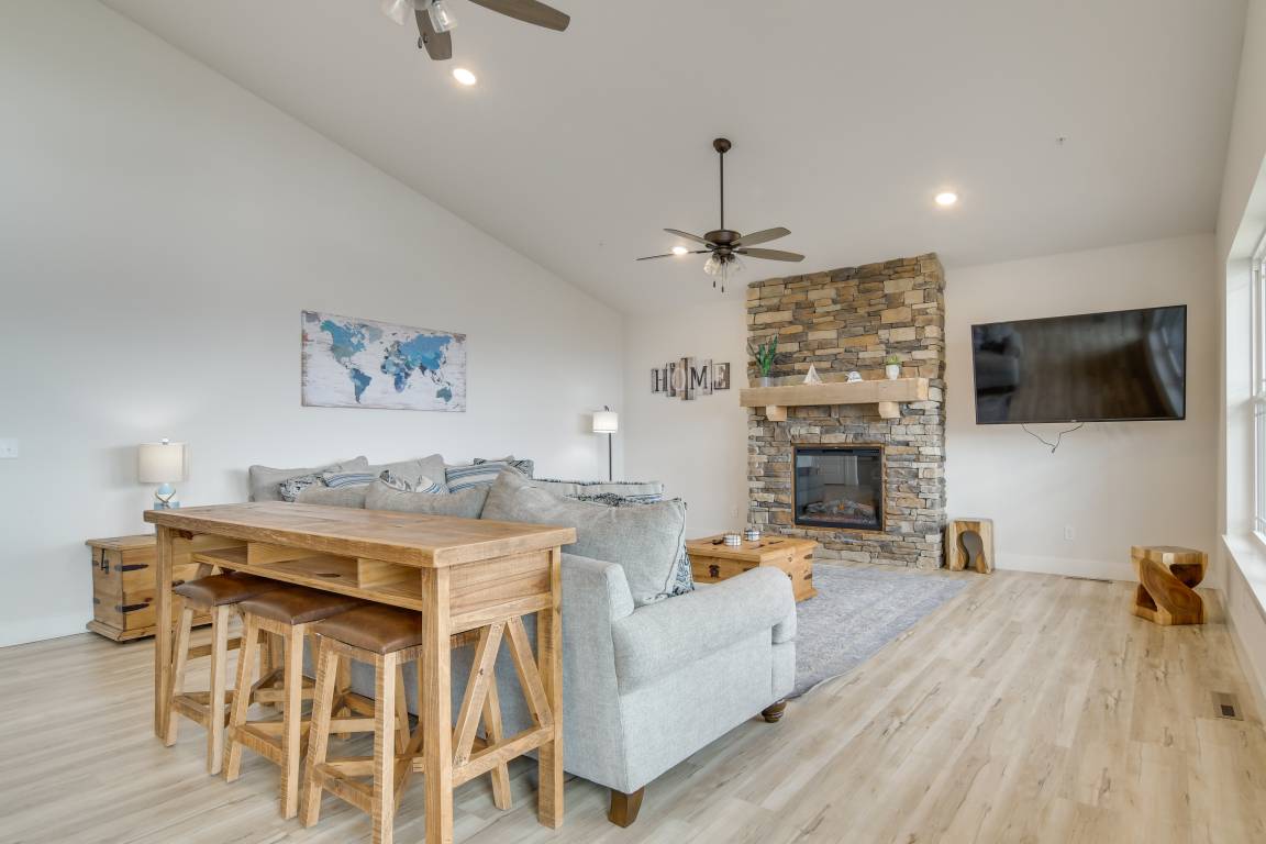 399 M² House ∙ 7 Bedrooms ∙ 24 Guests - Branson, MO