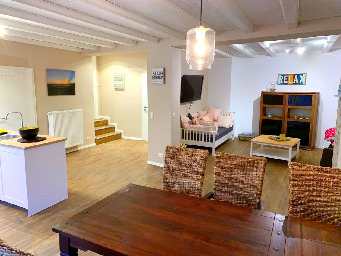 80 M² Huoneisto ∙ 2 Makuuhuonetta ∙ 7 Vierasta - Itzehoe
