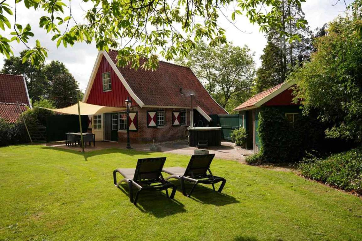 Huis ∙ 2 Slaapkamers ∙ 4 Gasten - Winterswijk